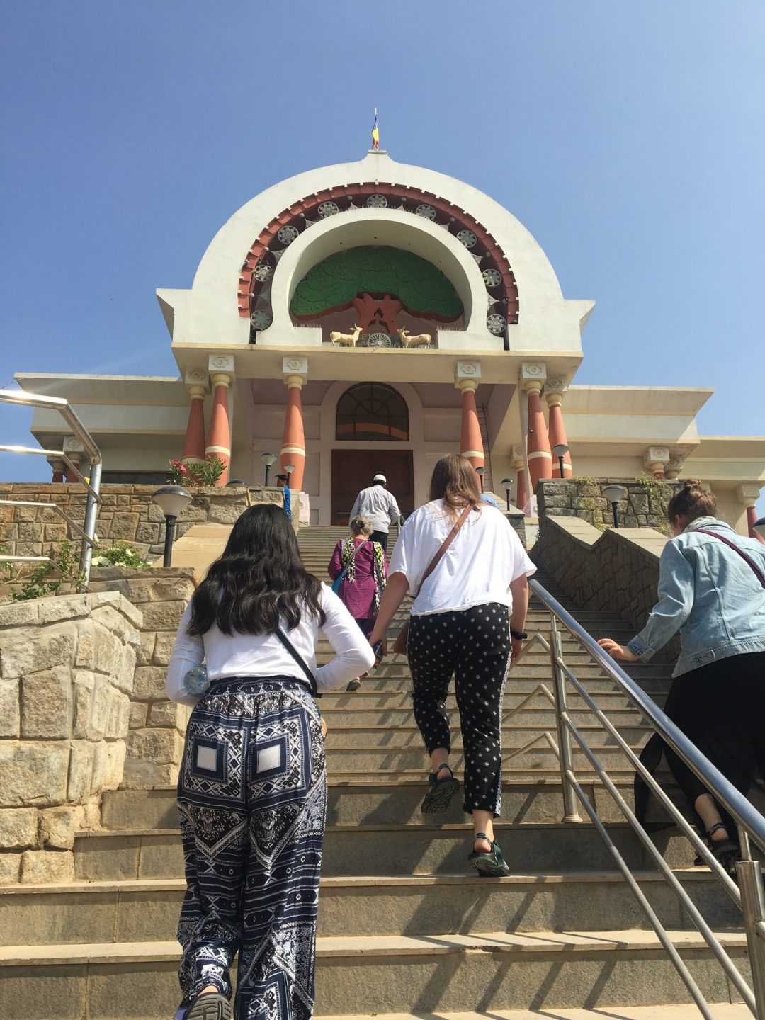 The Monk and the Mahobodi Temple | Religion of India -- St. Olaf ...